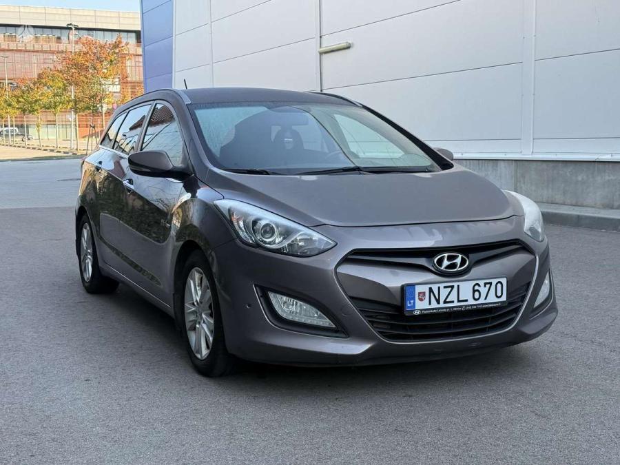 Brūns Hyundai i30 2013 Klaipėda, ar dzinēja tilpumu 1.59 L un nobraukumu 266 tūkst. km par 3000 €, foto 5 vietnē AUTOMOTO.COM.LV