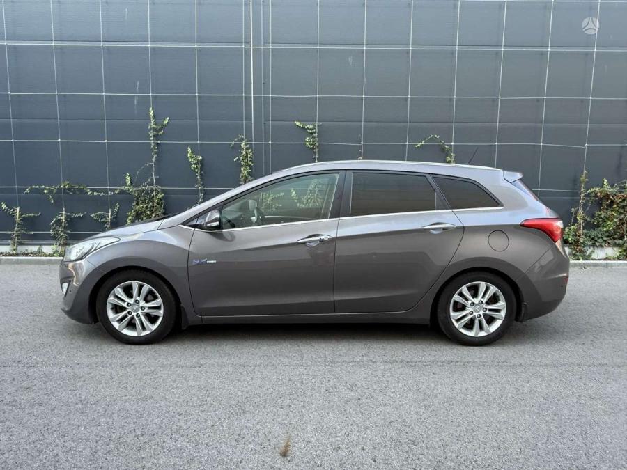 Brūns Hyundai i30 2013 Klaipėda, ar dzinēja tilpumu 1.59 L un nobraukumu 266 tūkst. km par 3000 €, foto 6 vietnē AUTOMOTO.COM.LV