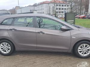 Brūns Hyundai i30 2014 Avižieniai, ar dzinēja tilpumu 1.40 L un nobraukumu 307 tūkst. km par 2900 €, foto  vietnē AUTOMOTO.COM.LV