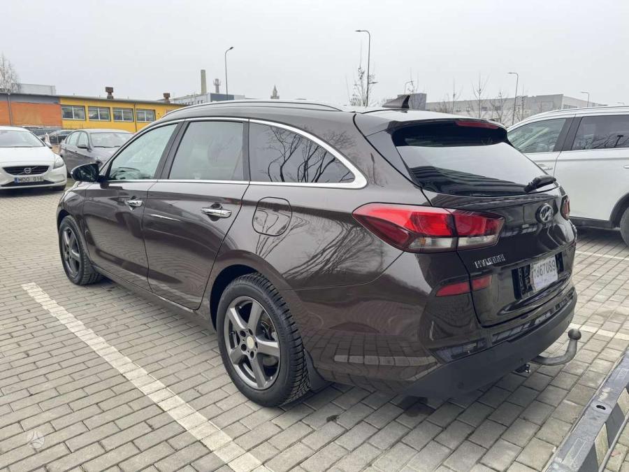 Brūns Hyundai i30 2017 Kauņa, ar dzinēja tilpumu 1.58 L un nobraukumu 232 tūkst. km par 6700 €, foto 6 vietnē AUTOMOTO.COM.LV
