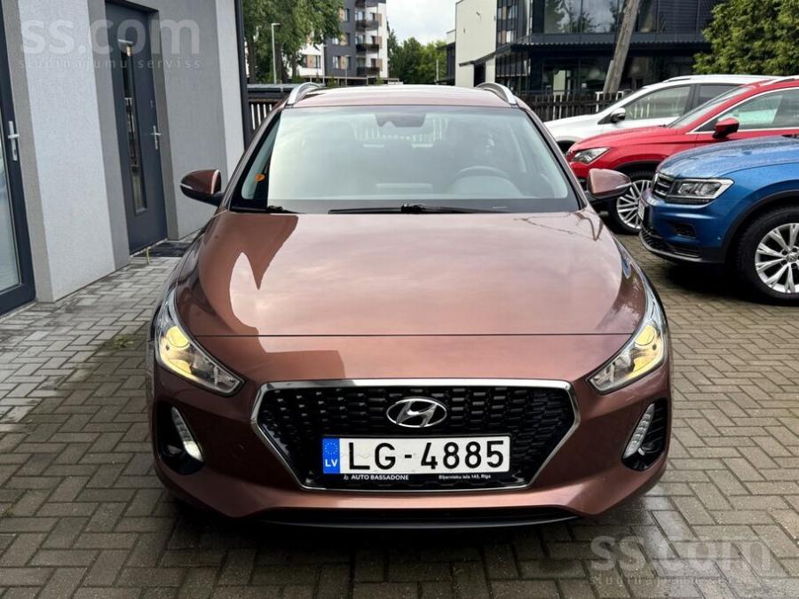 Brūns Hyundai i30 2018 Rīga, ar dzinēja tilpumu 1.40 L un nobraukumu 215 tūkst. km par 8000 €, foto 7 vietnē AUTOMOTO.COM.LV