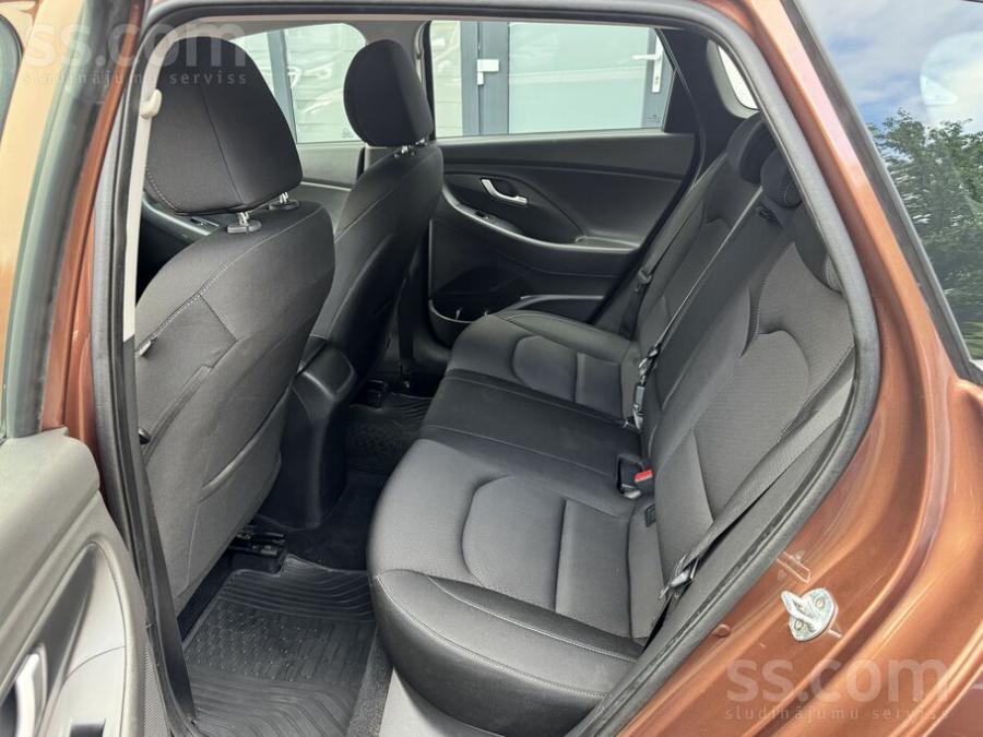 Brūns Hyundai i30 2018 Rīga, ar dzinēja tilpumu 1.40 L un nobraukumu 215 tūkst. km par 8000 €, foto 13 vietnē AUTOMOTO.COM.LV