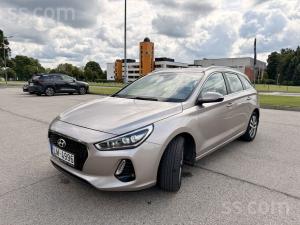 Brown Hyundai i30 2018 in Riga, with an engine capacity of 1.00 L and mileage of 153 thousand km for 8400 €, photo  on AUTOMOTO.COM.LV