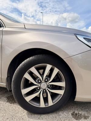 Brūns Hyundai i30 2018 Rīga, ar dzinēja tilpumu 1.00 L un nobraukumu 153 tūkst. km par 8400 €, foto 14 vietnē AUTOMOTO.COM.LV