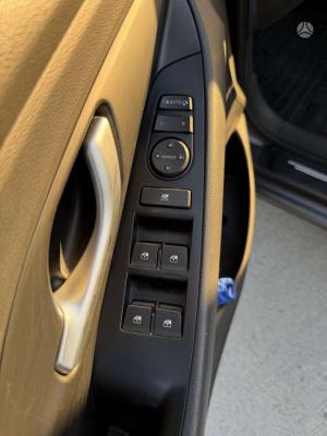 Brown Hyundai i30 2018 in Vilnius, with an engine capacity of 1.58 L and mileage of 174 thousand km for 7500 €, photo 12 on AUTOMOTO.COM.LV