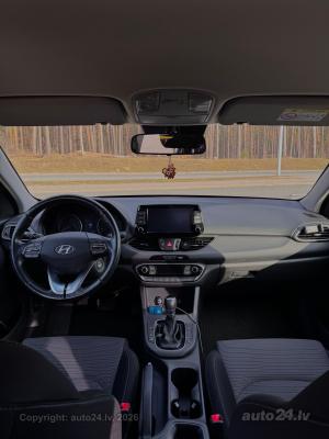 Brown Hyundai i30 2019 in Riga, with an engine capacity of 1.40 L and mileage of 106 thousand km for 12490 €, photo 6 on AUTOMOTO.COM.LV