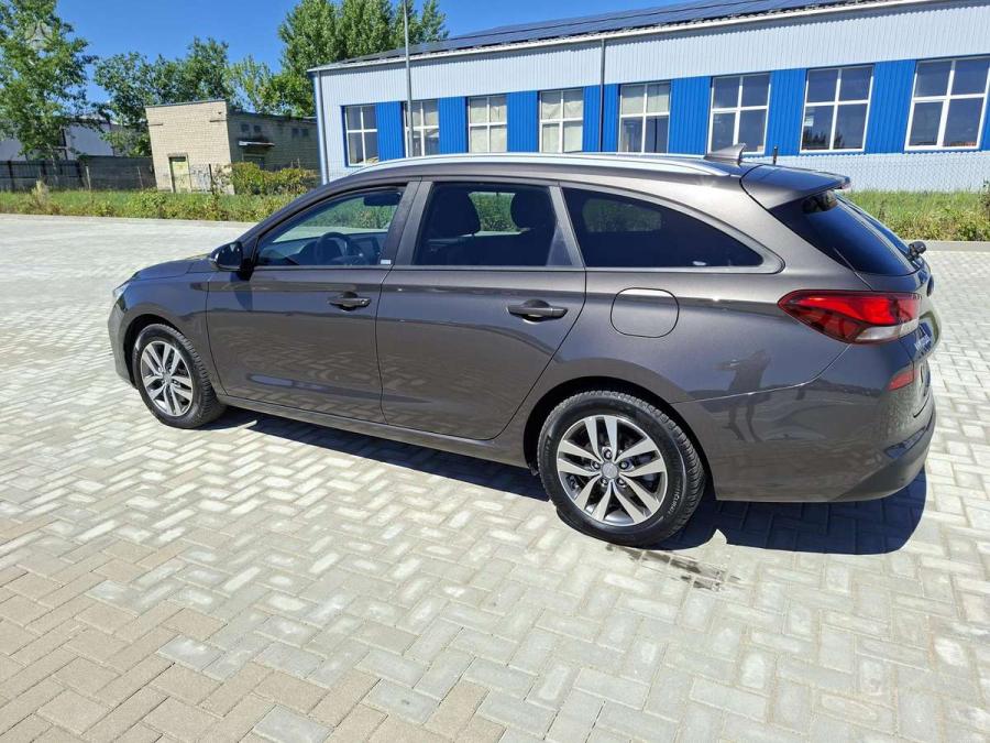 Коричневый Хендай i30 2019 в Таураге, объемом двигателя 1.58 л и пробегом 84 тыс. км за 6000 €, фото 4 на AUTOMOTO.COM.LV