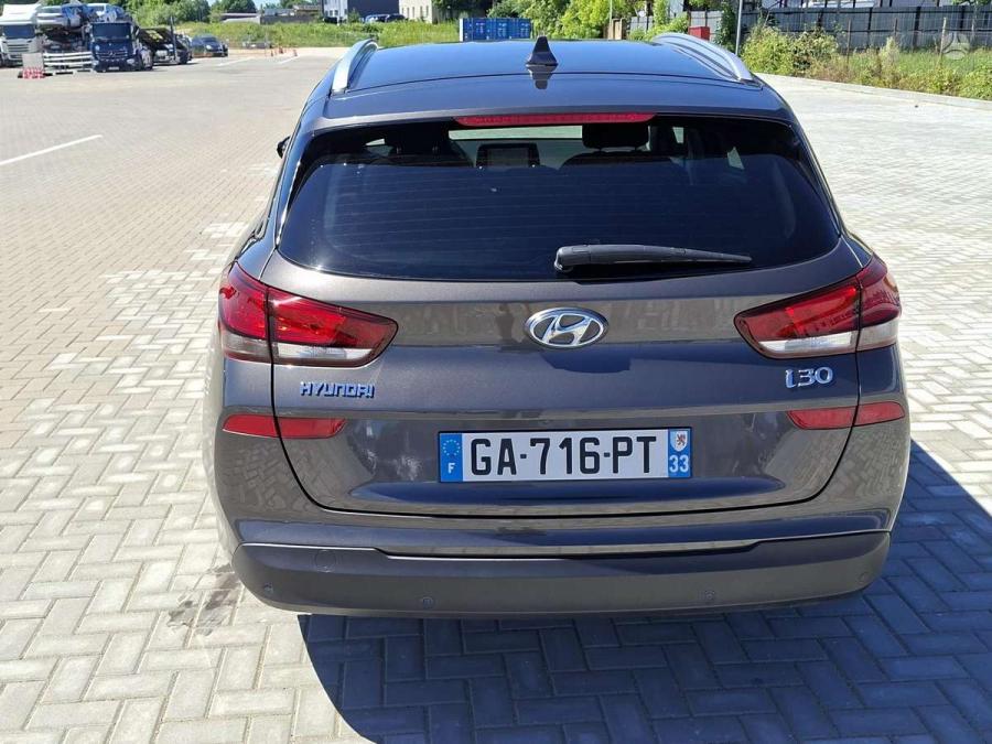 Коричневый Хендай i30 2019 в Таураге, объемом двигателя 1.58 л и пробегом 84 тыс. км за 6000 €, фото 5 на AUTOMOTO.COM.LV