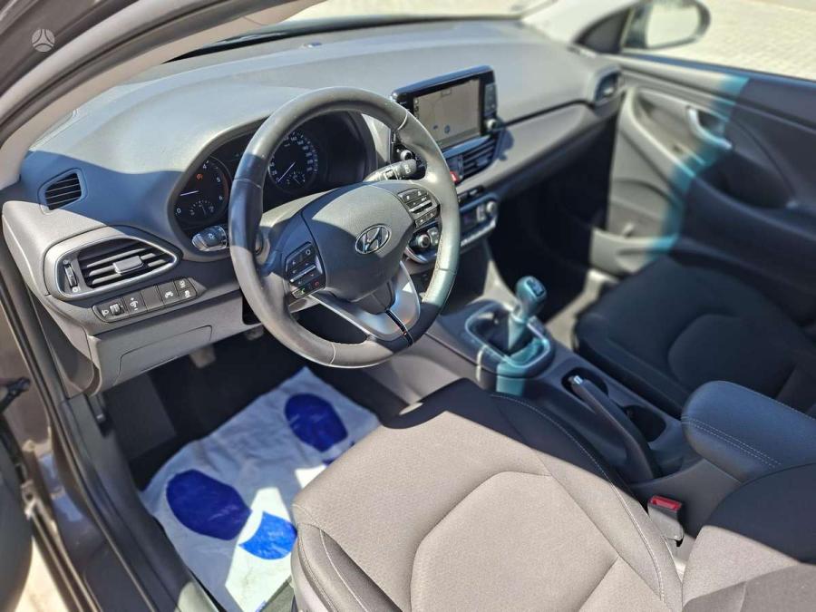 Коричневый Хендай i30 2019 в Таураге, объемом двигателя 1.58 л и пробегом 84 тыс. км за 6000 €, фото 8 на AUTOMOTO.COM.LV