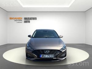 Brūns Hyundai i30 2021 Rīga, ar dzinēja tilpumu 1.50 L un nobraukumu 127 tūkst. km par 10990 €, foto 3 vietnē AUTOMOTO.COM.LV