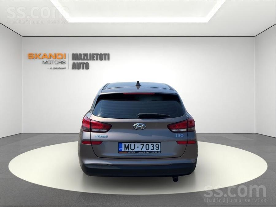 Brūns Hyundai i30 2021 Rīga, ar dzinēja tilpumu 1.50 L un nobraukumu 127 tūkst. km par 10990 €, foto 6 vietnē AUTOMOTO.COM.LV