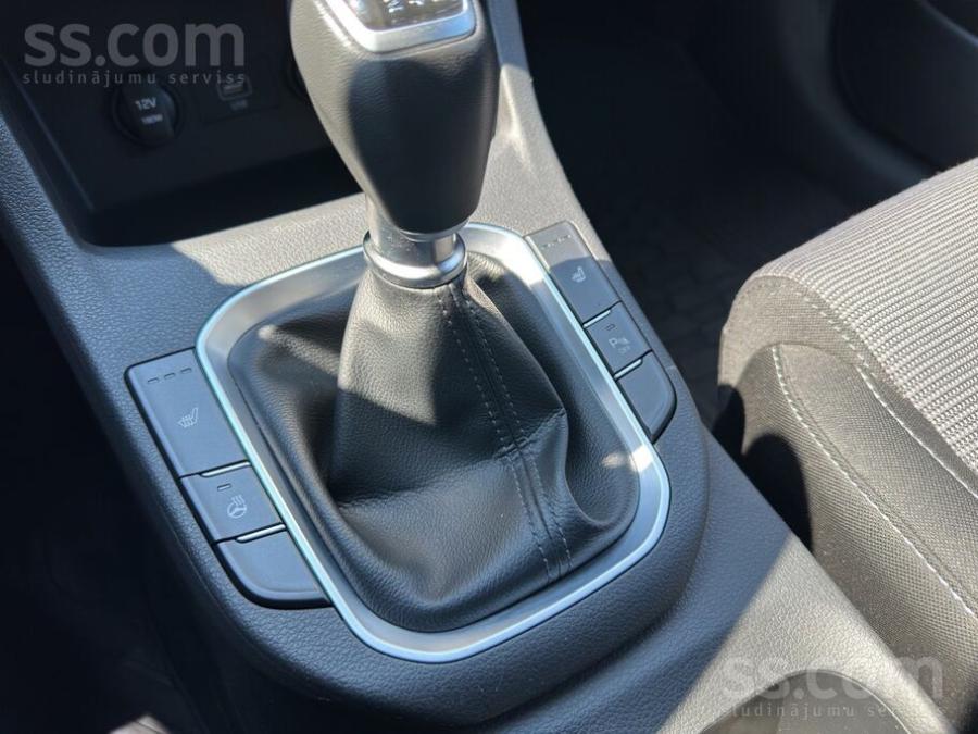 Brūns Hyundai i30 2021 Rīga, ar dzinēja tilpumu 1.50 L un nobraukumu 127 tūkst. km par 10990 €, foto 17 vietnē AUTOMOTO.COM.LV