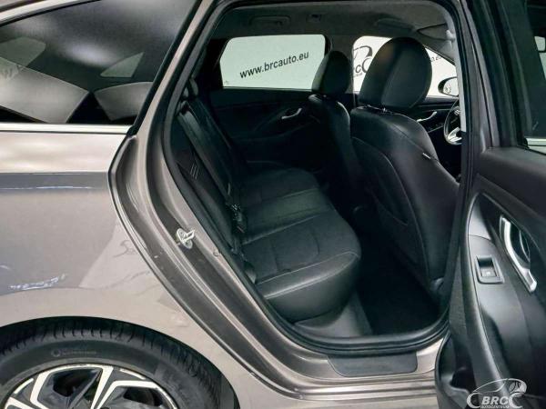 Brūns Hyundai i30 2022 Viļņa, ar dzinēja tilpumu 1.48 L un nobraukumu 43 tūkst. km par 17900 €, foto 10 vietnē AUTOMOTO.COM.LV