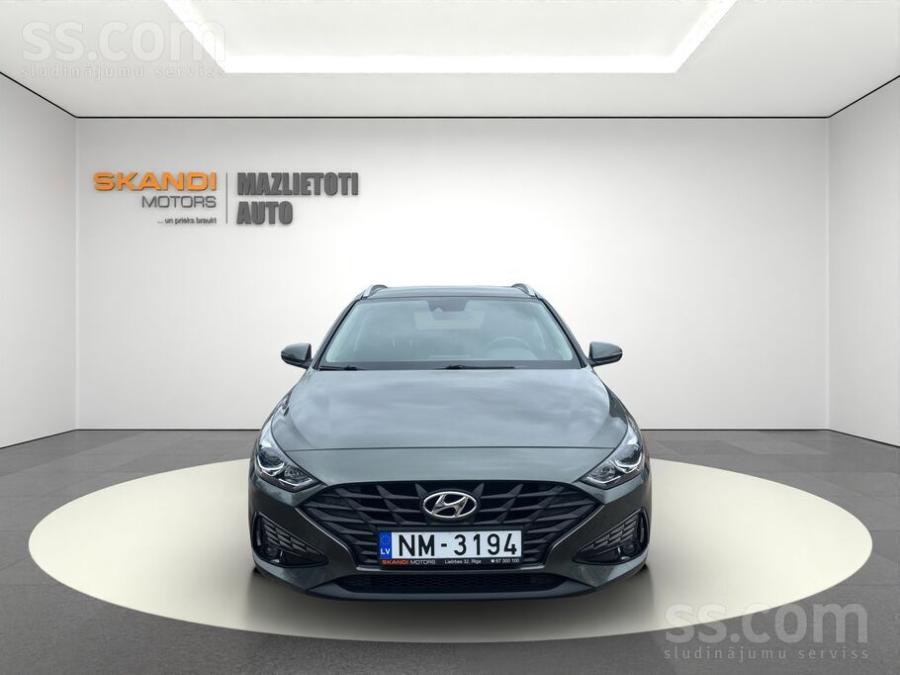 Brūns Hyundai i30 2023 Rīga, ar dzinēja tilpumu 1.50 L un nobraukumu 42 tūkst. km par 13790 €, foto 3 vietnē AUTOMOTO.COM.LV