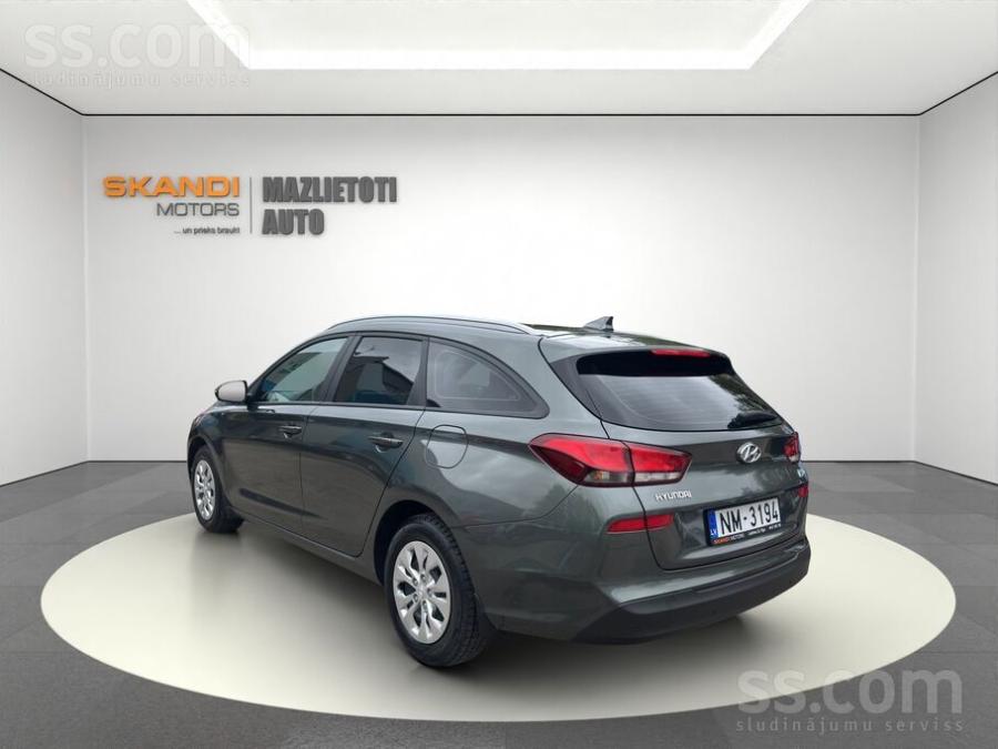 Brūns Hyundai i30 2023 Rīga, ar dzinēja tilpumu 1.50 L un nobraukumu 42 tūkst. km par 13790 €, foto 5 vietnē AUTOMOTO.COM.LV