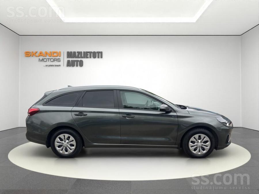 Brūns Hyundai i30 2023 Rīga, ar dzinēja tilpumu 1.50 L un nobraukumu 42 tūkst. km par 13790 €, foto 8 vietnē AUTOMOTO.COM.LV