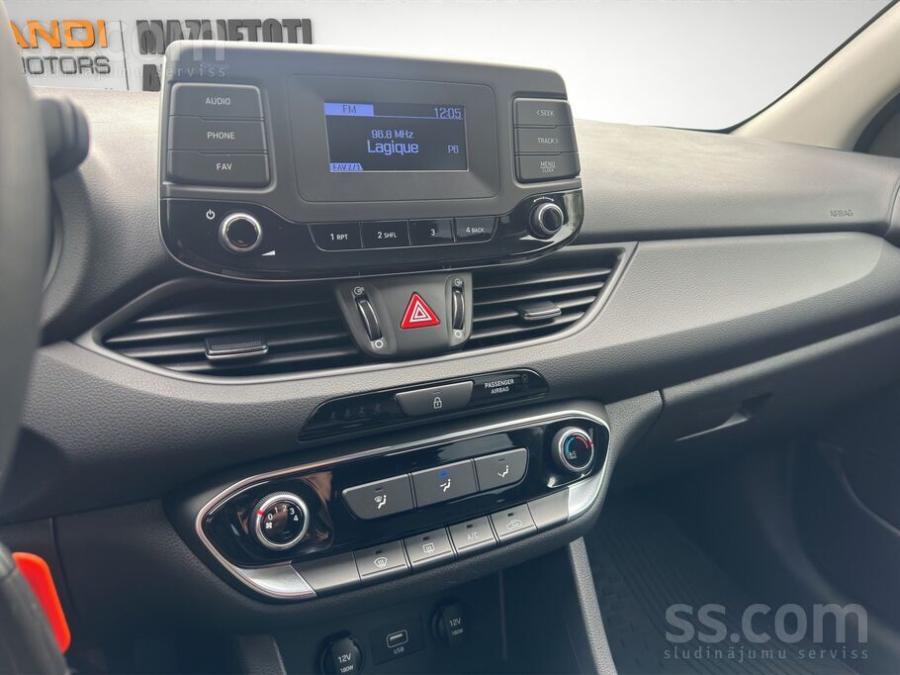 Brūns Hyundai i30 2023 Rīga, ar dzinēja tilpumu 1.50 L un nobraukumu 42 tūkst. km par 13790 €, foto 16 vietnē AUTOMOTO.COM.LV