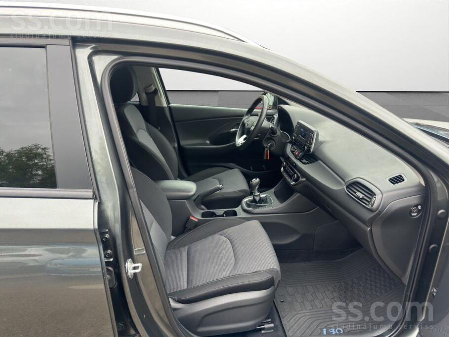 Brūns Hyundai i30 2023 Rīga, ar dzinēja tilpumu 1.50 L un nobraukumu 42 tūkst. km par 13790 €, foto 17 vietnē AUTOMOTO.COM.LV
