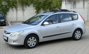 Pelēks Hyundai i30 2009 Viļņa, ar dzinēja tilpumu 1.60 L un nobraukumu 214 tūkst. km par 1450 €, foto 3 vietnē AUTOMOTO.COM.LV