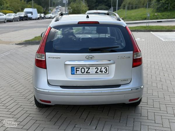 Grey Hyundai i30 2009 in Vilnius, with an engine capacity of 1.60 L and mileage of 214 thousand km for 1450 €, photo 5 on AUTOMOTO.COM.LV