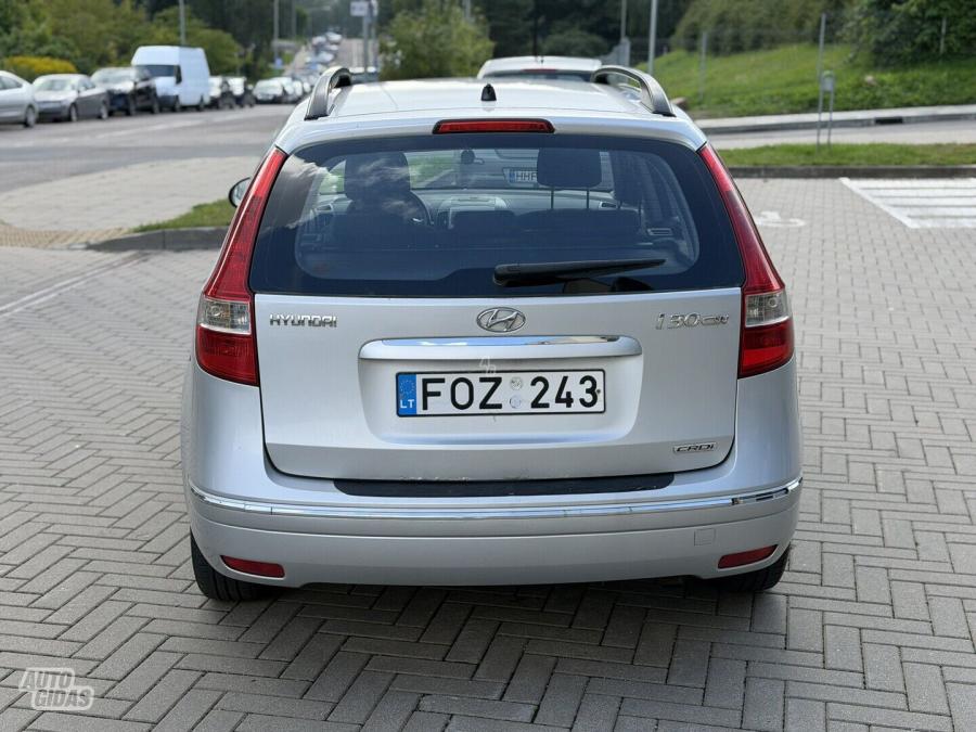 Pelēks Hyundai i30 2009 Viļņa, ar dzinēja tilpumu 1.60 L un nobraukumu 214 tūkst. km par 1450 €, foto 5 vietnē AUTOMOTO.COM.LV