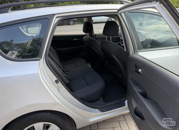 Grey Hyundai i30 2009 in Vilnius, with an engine capacity of 1.60 L and mileage of 214 thousand km for 1450 €, photo 10 on AUTOMOTO.COM.LV