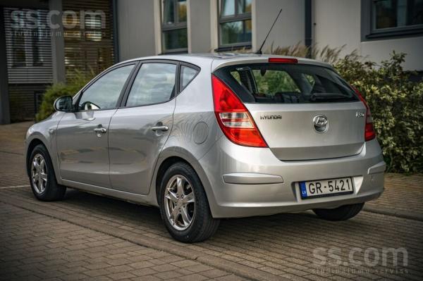 Grey Hyundai i30 2007 in Riga, with an engine capacity of 1.60 L and mileage of 0 thousand km for 3990 €, photo 6 on AUTOMOTO.COM.LV