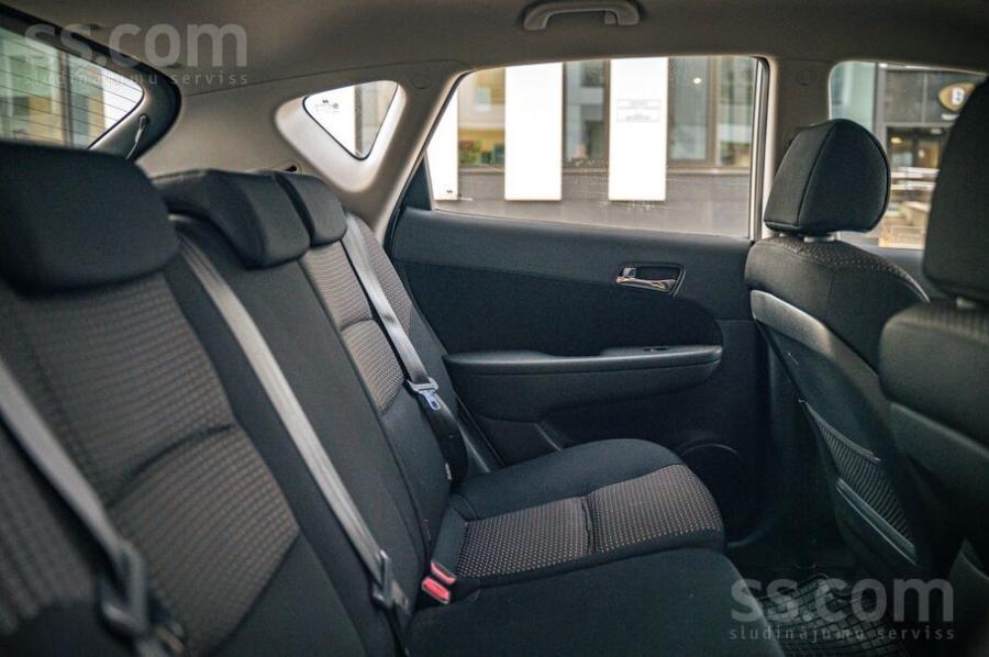 Pelēks Hyundai i30 2007 Rīga, ar dzinēja tilpumu 1.60 L un nobraukumu 0 tūkst. km par 3990 €, foto 8 vietnē AUTOMOTO.COM.LV