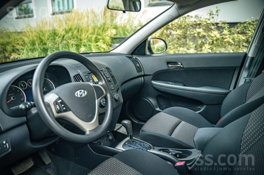 Pelēks Hyundai i30 2007 Rīga, ar dzinēja tilpumu 1.60 L un nobraukumu 0 tūkst. km par 3990 €, foto 11 vietnē AUTOMOTO.COM.LV