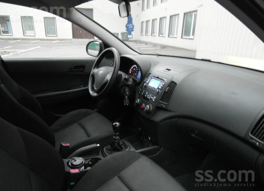 Pelēks Hyundai i30 2007 Rīga, ar dzinēja tilpumu 1.40 L un nobraukumu 135 tūkst. km par 1590 €, foto 13 vietnē AUTOMOTO.COM.LV