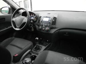 Pelēks Hyundai i30 2007 Rīga, ar dzinēja tilpumu 1.40 L un nobraukumu 135 tūkst. km par 1590 €, foto 14 vietnē AUTOMOTO.COM.LV