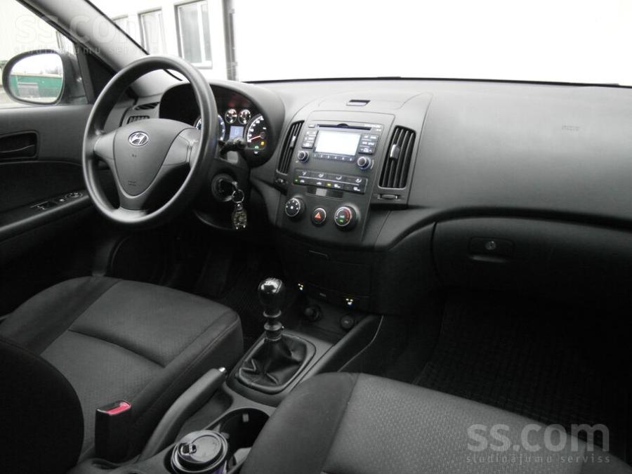 Pelēks Hyundai i30 2007 Rīga, ar dzinēja tilpumu 1.40 L un nobraukumu 135 tūkst. km par 1590 €, foto 14 vietnē AUTOMOTO.COM.LV