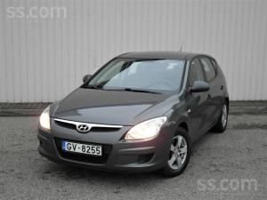 Pelēks Hyundai i30 2007 Rīga, ar dzinēja tilpumu 1.40 L un nobraukumu 135 tūkst. km par 1590 €, foto 16 vietnē AUTOMOTO.COM.LV