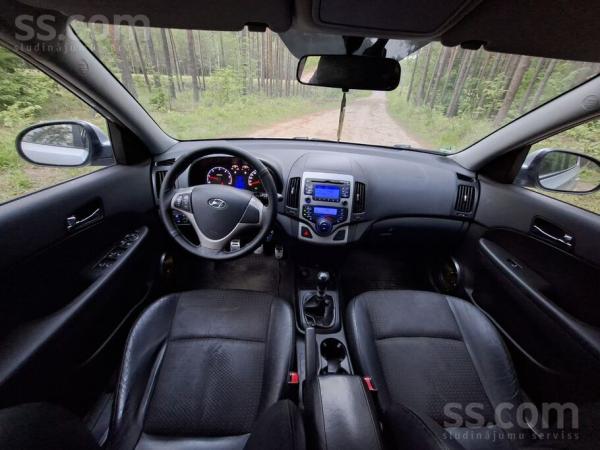 Серый Хендай i30 2007 в Даугавпилс, объемом двигателя 1.60 л и пробегом 331 тыс. км за 1400 €, фото 5 на AUTOMOTO.COM.LV