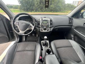 Pelēks Hyundai i30 2007 Gargždai, ar dzinēja tilpumu 1.58 L un nobraukumu 330 tūkst. km par 950 €, foto 6 vietnē AUTOMOTO.COM.LV