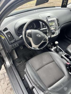 Pelēks Hyundai i30 2007 Gargždai, ar dzinēja tilpumu 1.58 L un nobraukumu 330 tūkst. km par 950 €, foto 15 vietnē AUTOMOTO.COM.LV