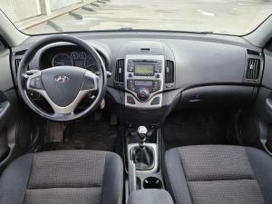 Grey Hyundai i30 2007 in Vilnius, with an engine capacity of 1.58 L and mileage of 280 thousand km for 1400 €, photo 11 on AUTOMOTO.COM.LV