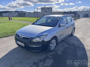 Серый Хендай i30 2007 в Рига, объемом двигателя 1.40 л и пробегом 223 тыс. км за 800 €, фото 3 на AUTOMOTO.COM.LV