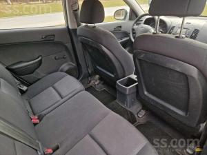 Pelēks Hyundai i30 2008 Rīga, ar dzinēja tilpumu 1.60 L un nobraukumu 293 tūkst. km par 1600 €, foto 10 vietnē AUTOMOTO.COM.LV