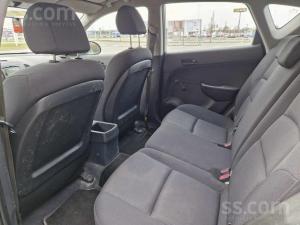 Pelēks Hyundai i30 2008 Rīga, ar dzinēja tilpumu 1.60 L un nobraukumu 293 tūkst. km par 1600 €, foto 11 vietnē AUTOMOTO.COM.LV