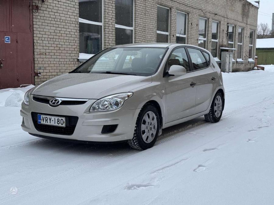 Pelēks Hyundai i30 2008 Radviliškis, ar dzinēja tilpumu 1.58 L un nobraukumu 222 tūkst. km par 1900 €, foto 1 vietnē AUTOMOTO.COM.LV