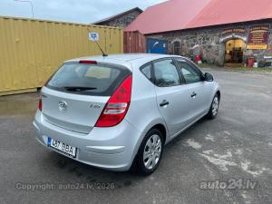 Grey Hyundai i30 2008 in Viljandi, with an engine capacity of 1.40 L and mileage of 307 thousand km for 2300 €, photo 12 on AUTOMOTO.COM.LV