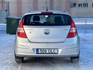 Pelēks Hyundai i30 2008 Narva, ar dzinēja tilpumu 1.40 L un nobraukumu 212 tūkst. km par 1499 €, foto 3 vietnē AUTOMOTO.COM.LV