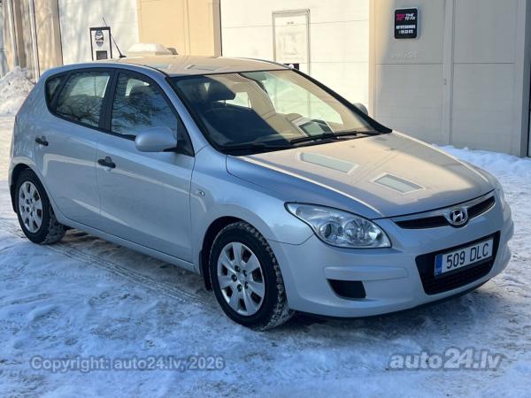 Pelēks Hyundai i30 2008 Narva, ar dzinēja tilpumu 1.40 L un nobraukumu 212 tūkst. km par 1499 €, foto 6 vietnē AUTOMOTO.COM.LV
