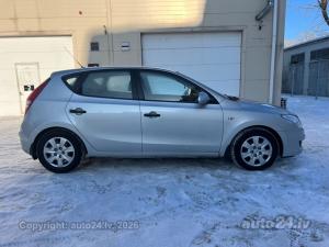 Pelēks Hyundai i30 2008 Narva, ar dzinēja tilpumu 1.40 L un nobraukumu 212 tūkst. km par 1499 €, foto 8 vietnē AUTOMOTO.COM.LV