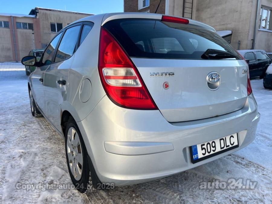 Pelēks Hyundai i30 2008 Narva, ar dzinēja tilpumu 1.40 L un nobraukumu 212 tūkst. km par 1499 €, foto 10 vietnē AUTOMOTO.COM.LV