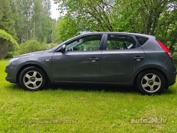 Серый Хендай i30 2008 в Тарту, объемом двигателя 1.60 л и пробегом 137 тыс. км за 2750 €, фото 2 на AUTOMOTO.COM.LV