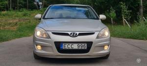 Серый Хендай i30 2008 в Вильнюс, объемом двигателя 1.58 л и пробегом 319 тыс. км за 2500 €, фото 8 на AUTOMOTO.COM.LV