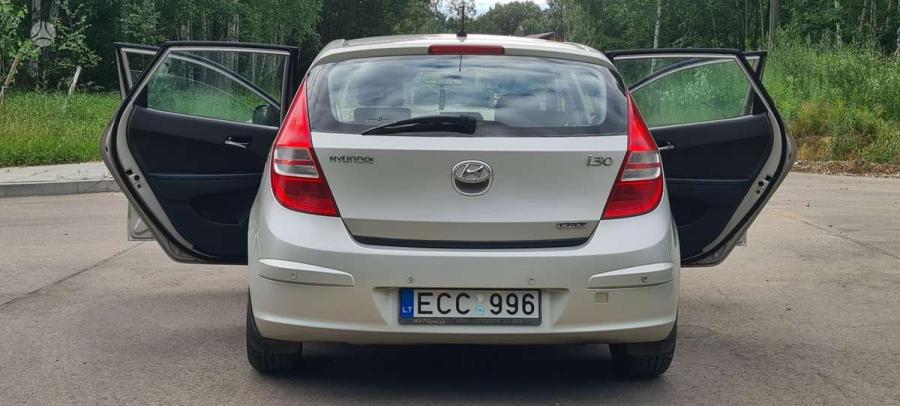 Серый Хендай i30 2008 в Вильнюс, объемом двигателя 1.58 л и пробегом 319 тыс. км за 2500 €, фото 21 на AUTOMOTO.COM.LV