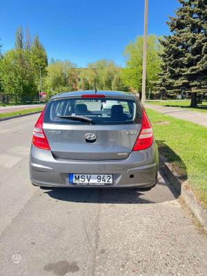 Серый Хендай i30 2008 в Клайпеда, объемом двигателя 1.60 л и пробегом 380 тыс. км за 1400 €, фото 6 на AUTOMOTO.COM.LV